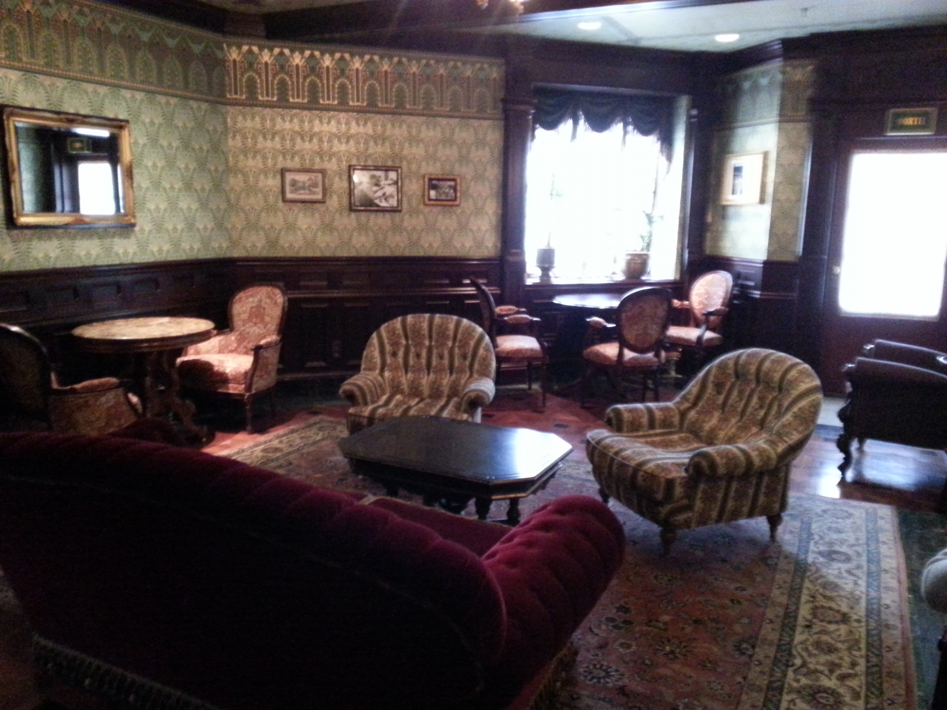 Salon Mickey - Disneyland Paris - Coasterrider